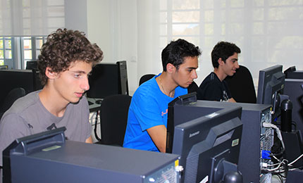 The future stars of computing | LAU News